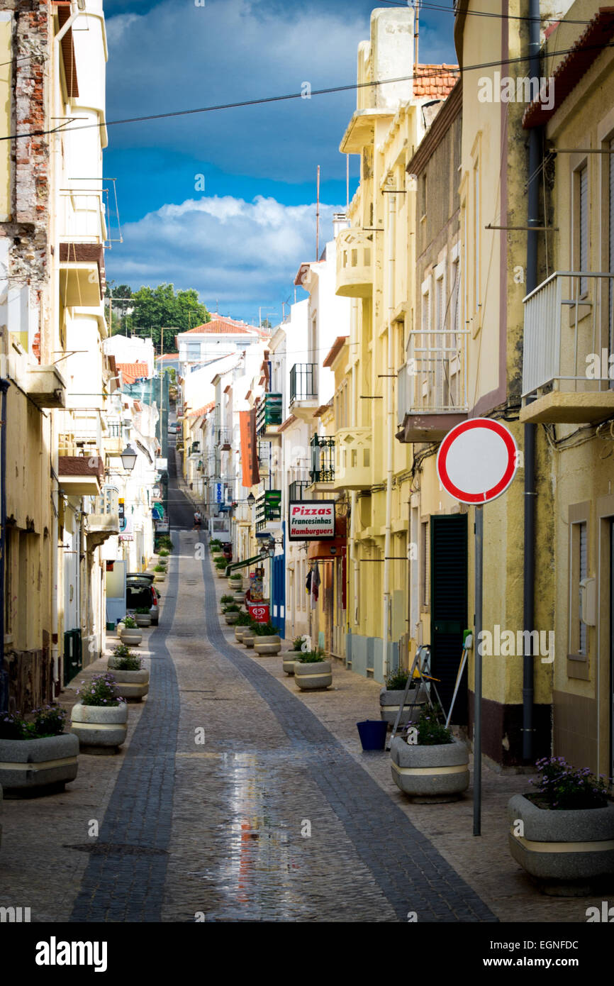Street nazare portugal hi-res stock photography and images - Alamy