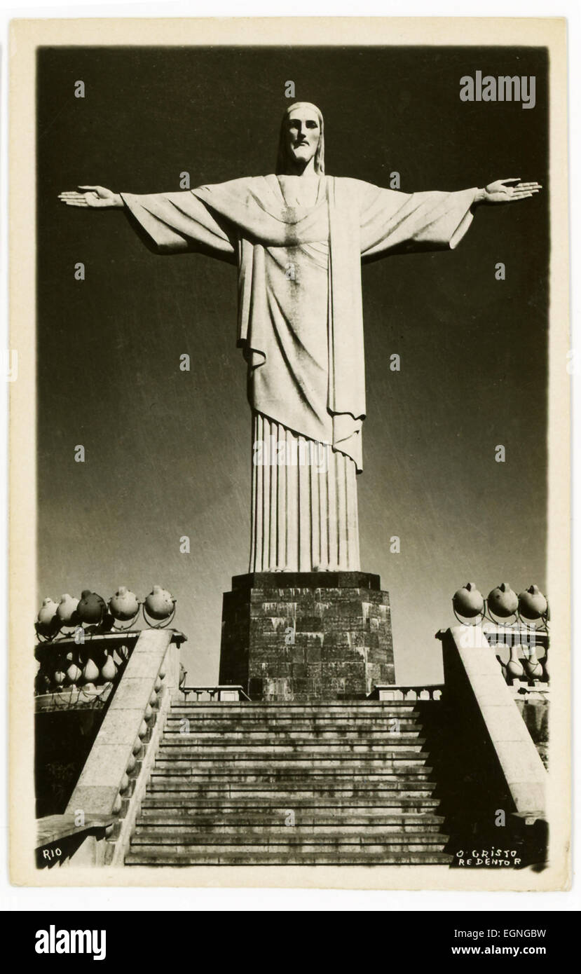 Christ the redeemer statue 1922 hi-res stock photography and images - Alamy