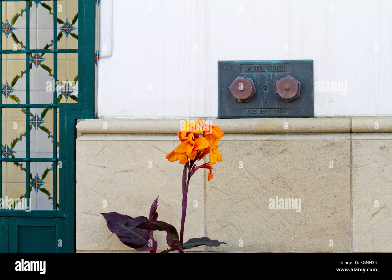 Urban setting hi-res stock photography and images - Alamy
