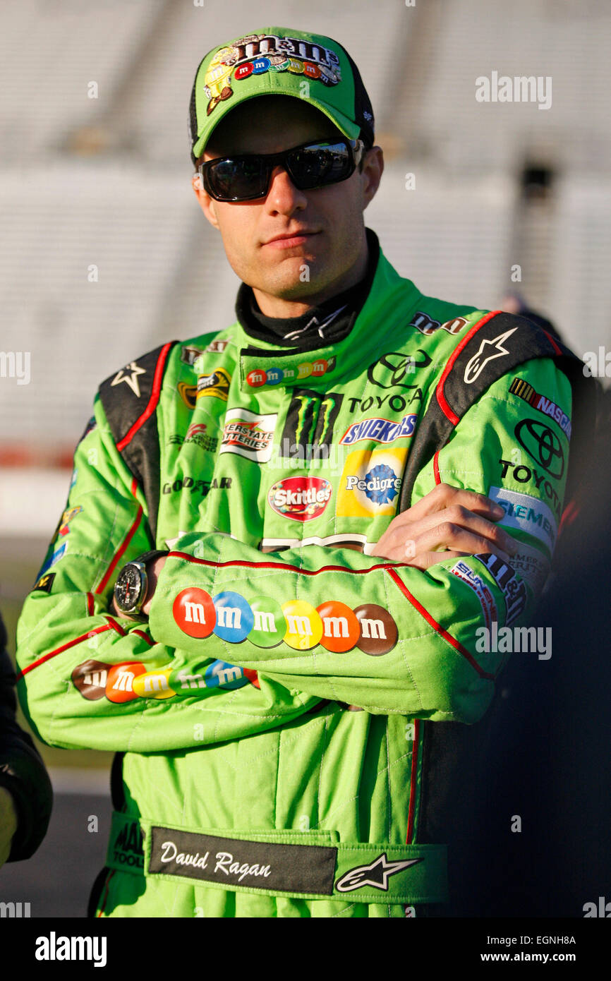 Hampton, GA, USA. 27th Feb, 2015. David Ragan (18) prepares to qualify ...