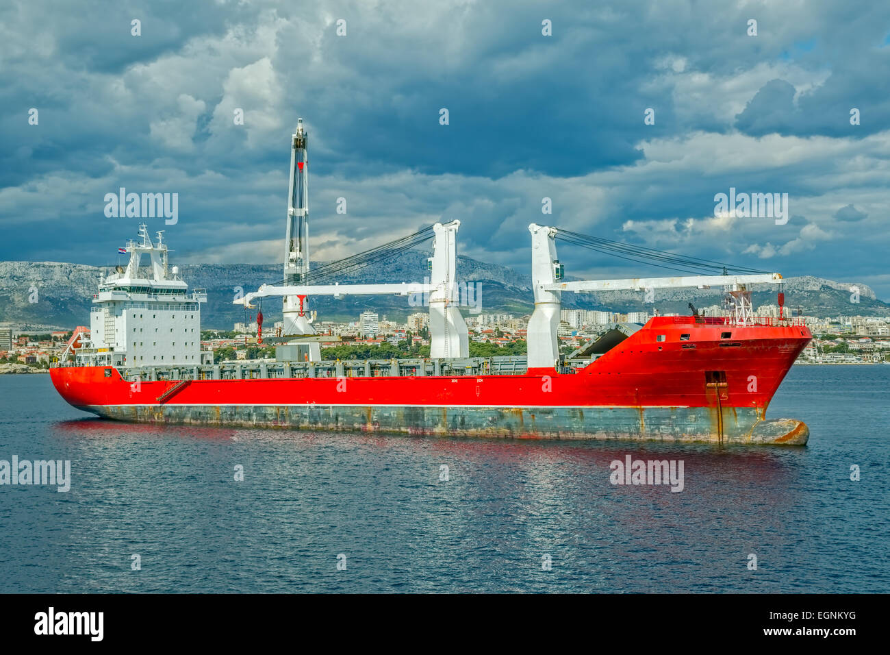 Heavy lift ship hi-res stock photography and images - Alamy
