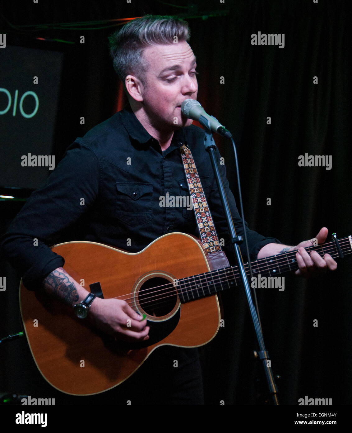 Greg holden hi-res stock photography and images - Alamy