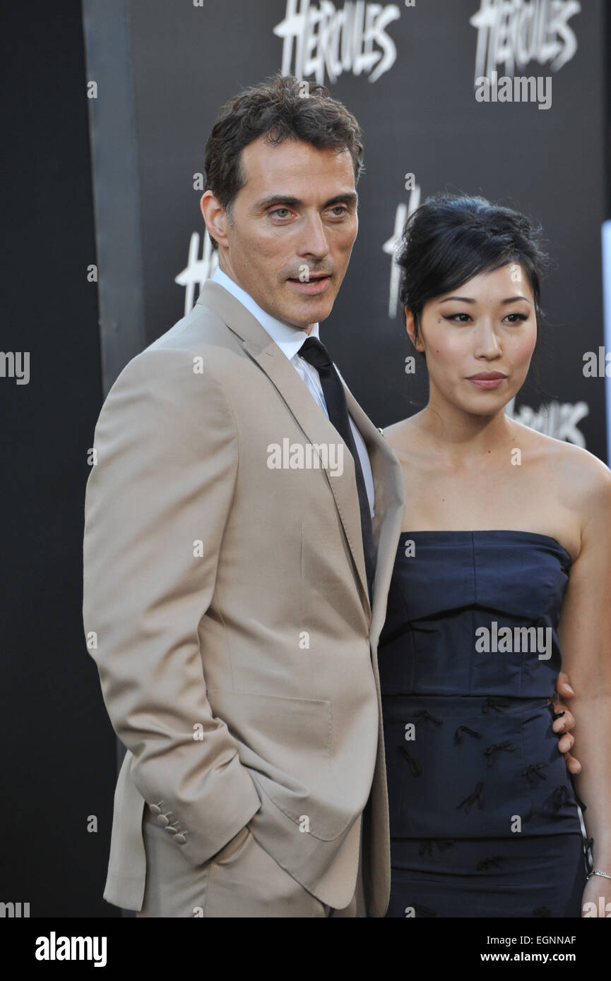 Rufus Sewell Girlfriend