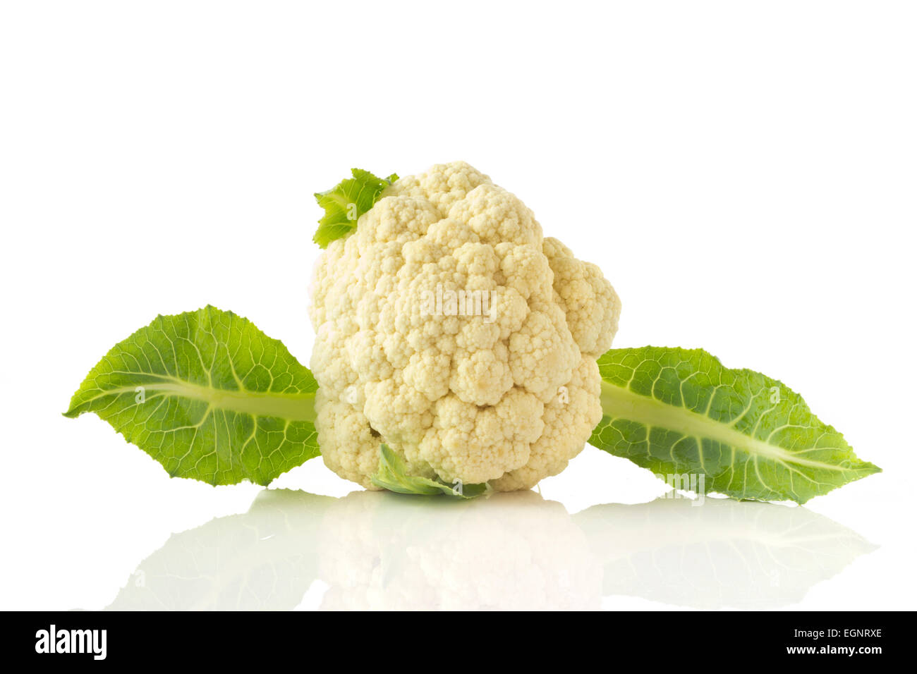 Single cauliflower hi-res stock photography and images - Alamy