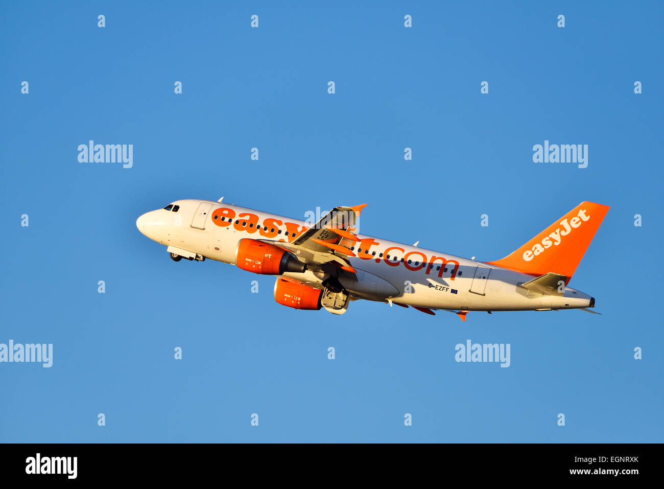 easyjet, easy jet, Airbus, a 319, 320, 321, take off, take of, start ...