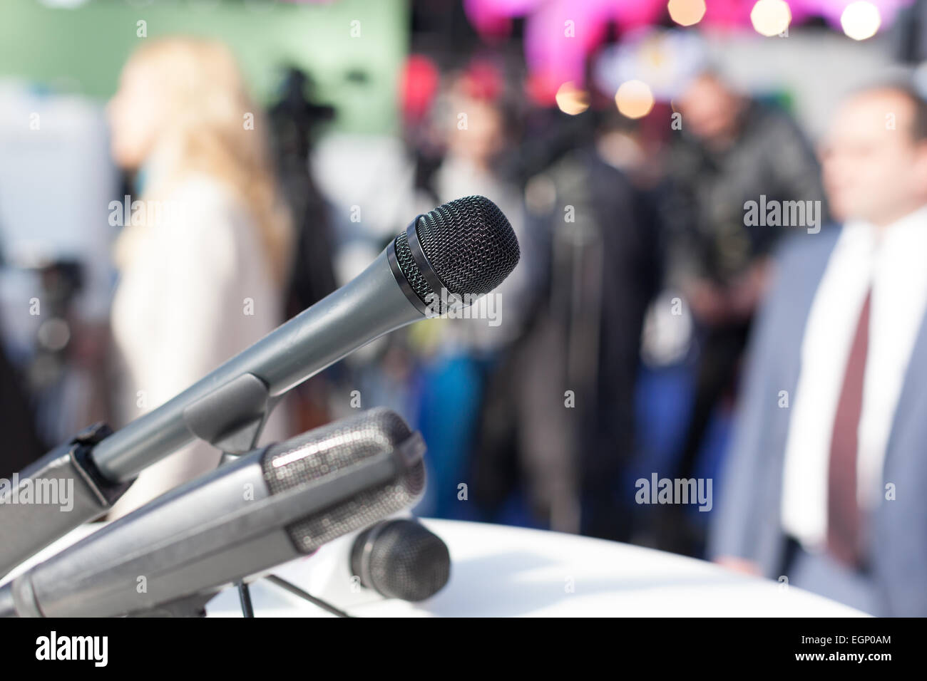 Interview conference hi-res stock photography and images - Alamy