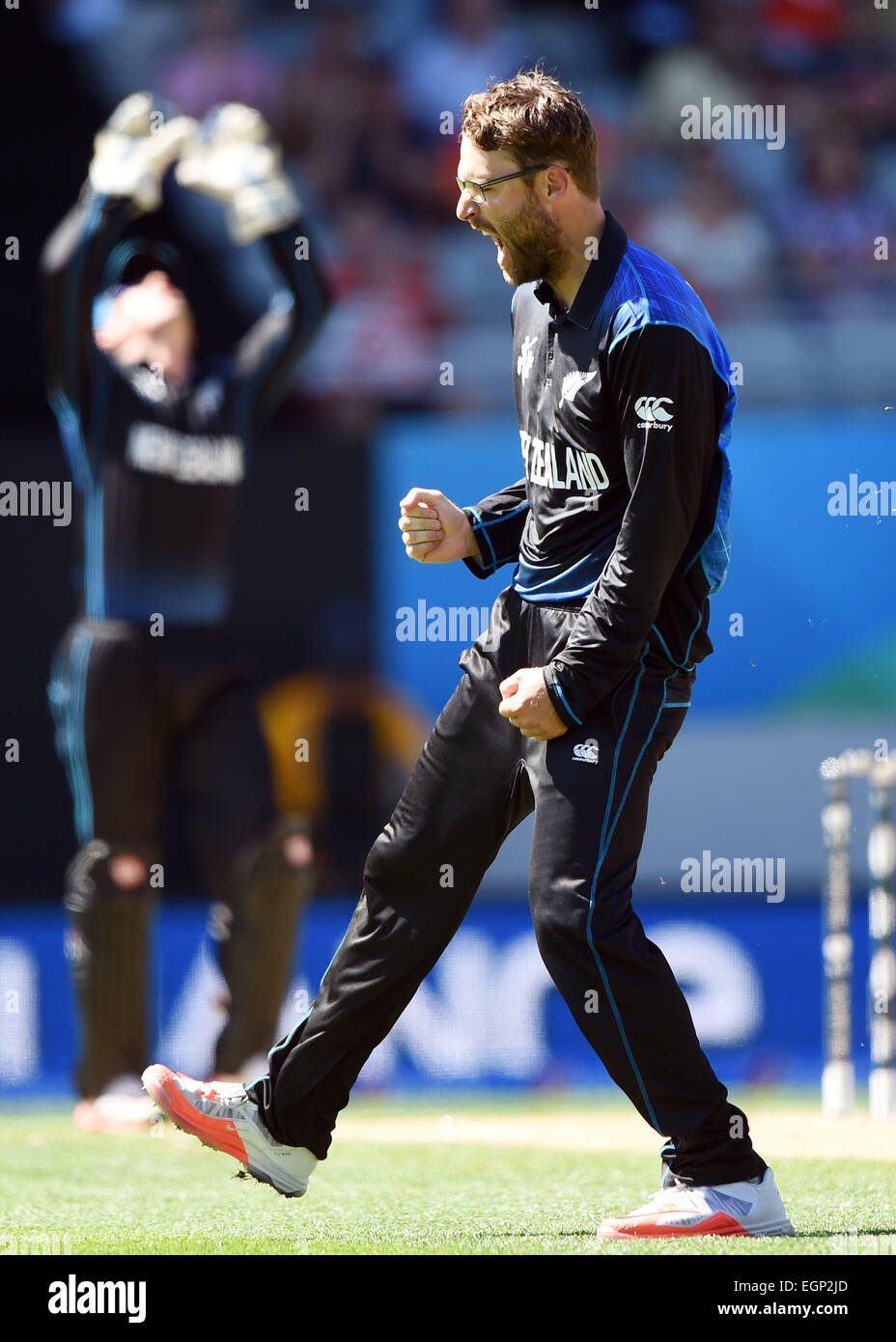 Eden Park, Auckland, New Zealand. 28th Feb, 2015. Daniel Vettori ...