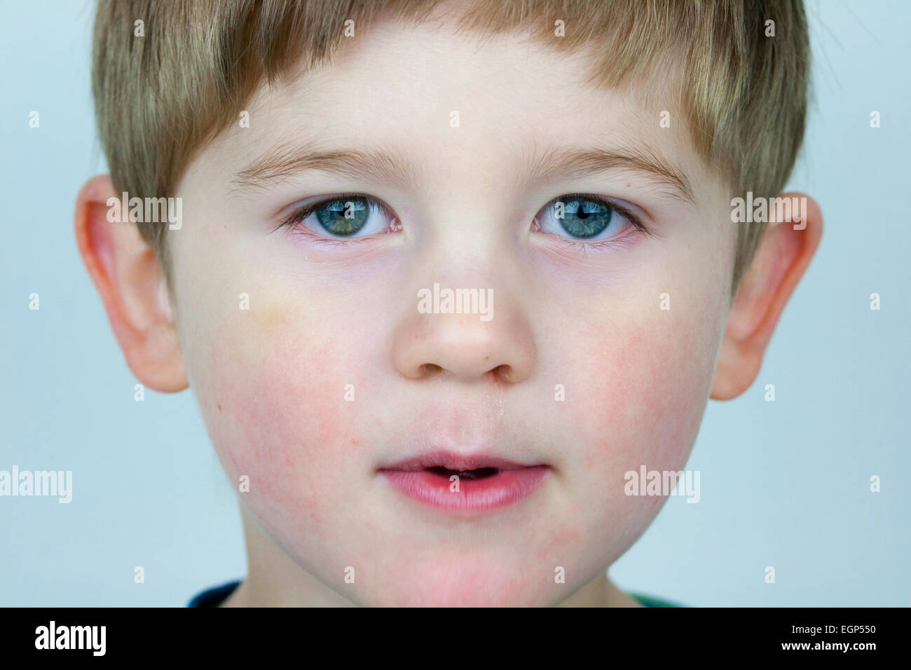 5 year old boy face shots straight close up Stock Photo - Alamy
