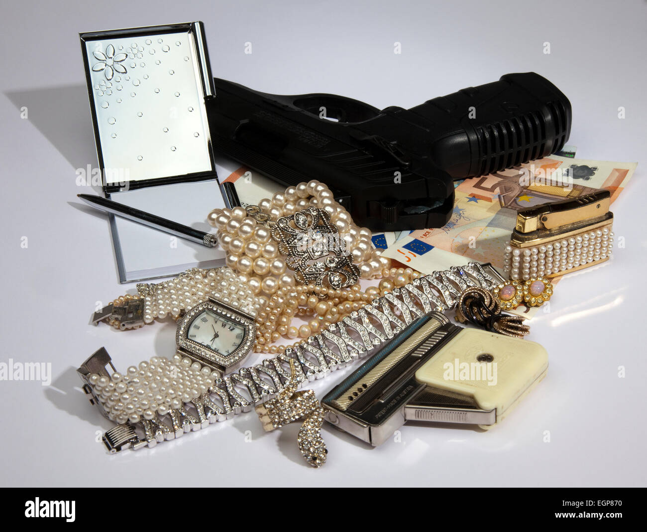 Jewel robber hi-res stock photography and images - Alamy