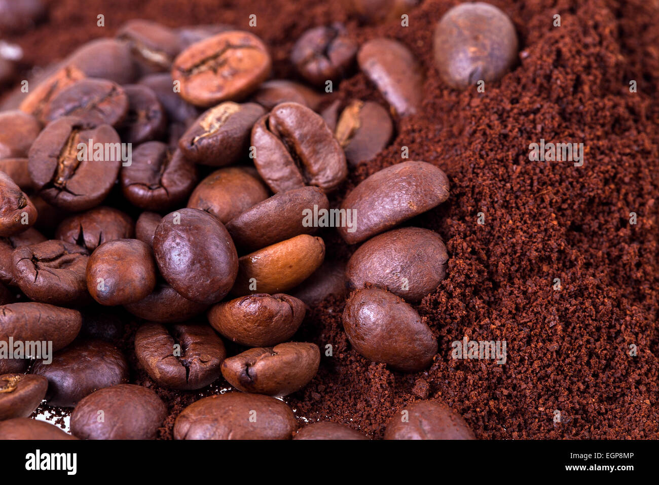 ground coffee and grain isolated on white background Stock Photo - Alamy