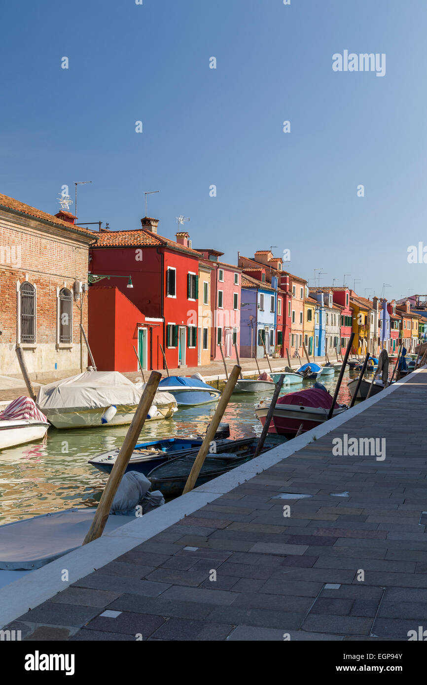 Colorful Traditional Buildings in Burano, Venice Stock Photo - Alamy