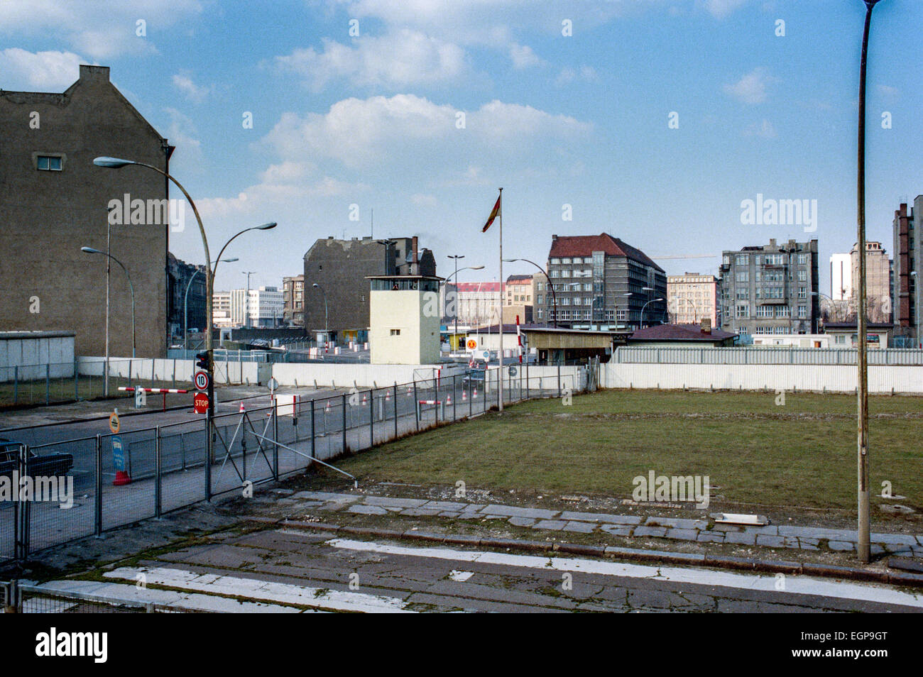 Border crossing point in Berlin, circa 1981 Stock Photo - Alamy