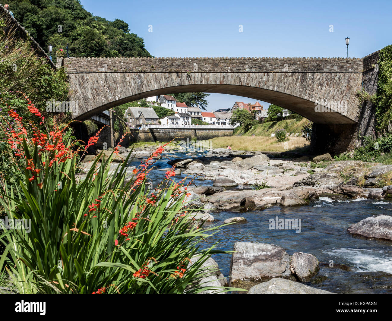 East lyn river bridge lynmouth hi-res stock photography and images - Alamy