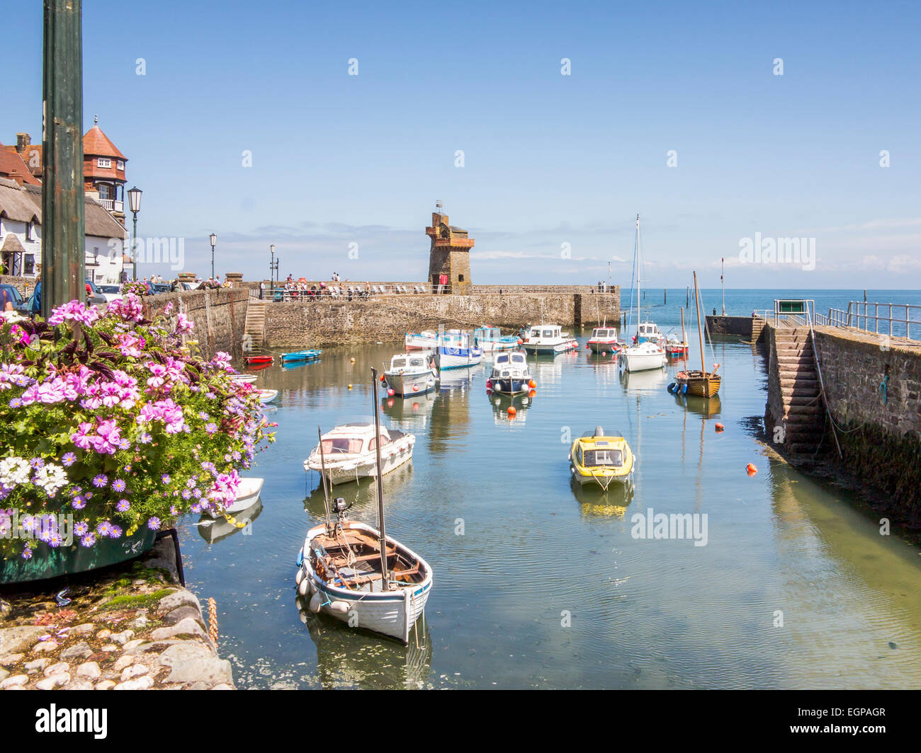 Lynmouth hi-res stock photography and images - Alamy
