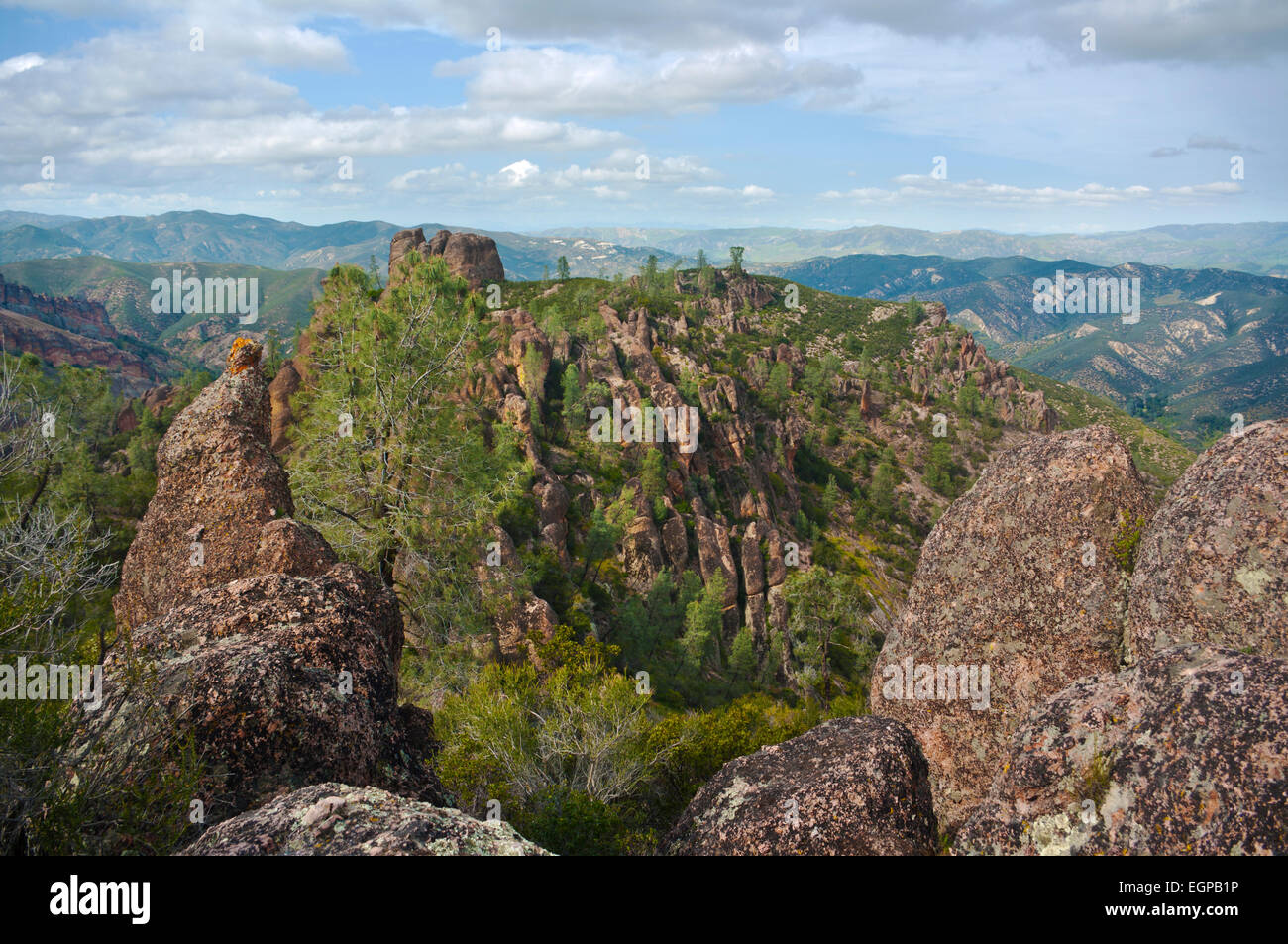 Pinnacles national park california hi-res stock photography and images ...