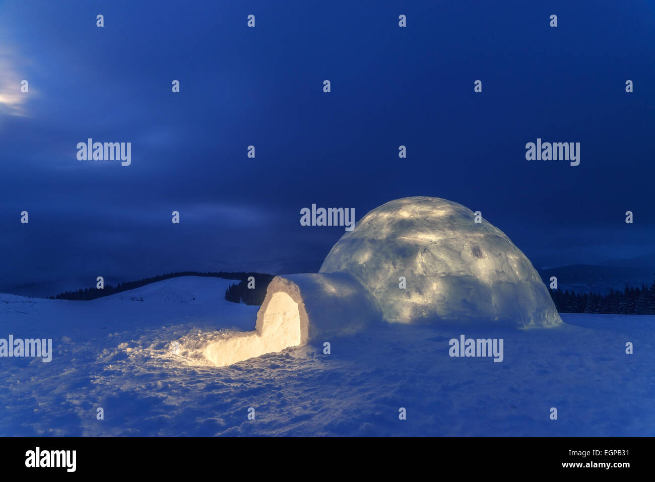 igloo in the high mountain Stock Photo - Alamy