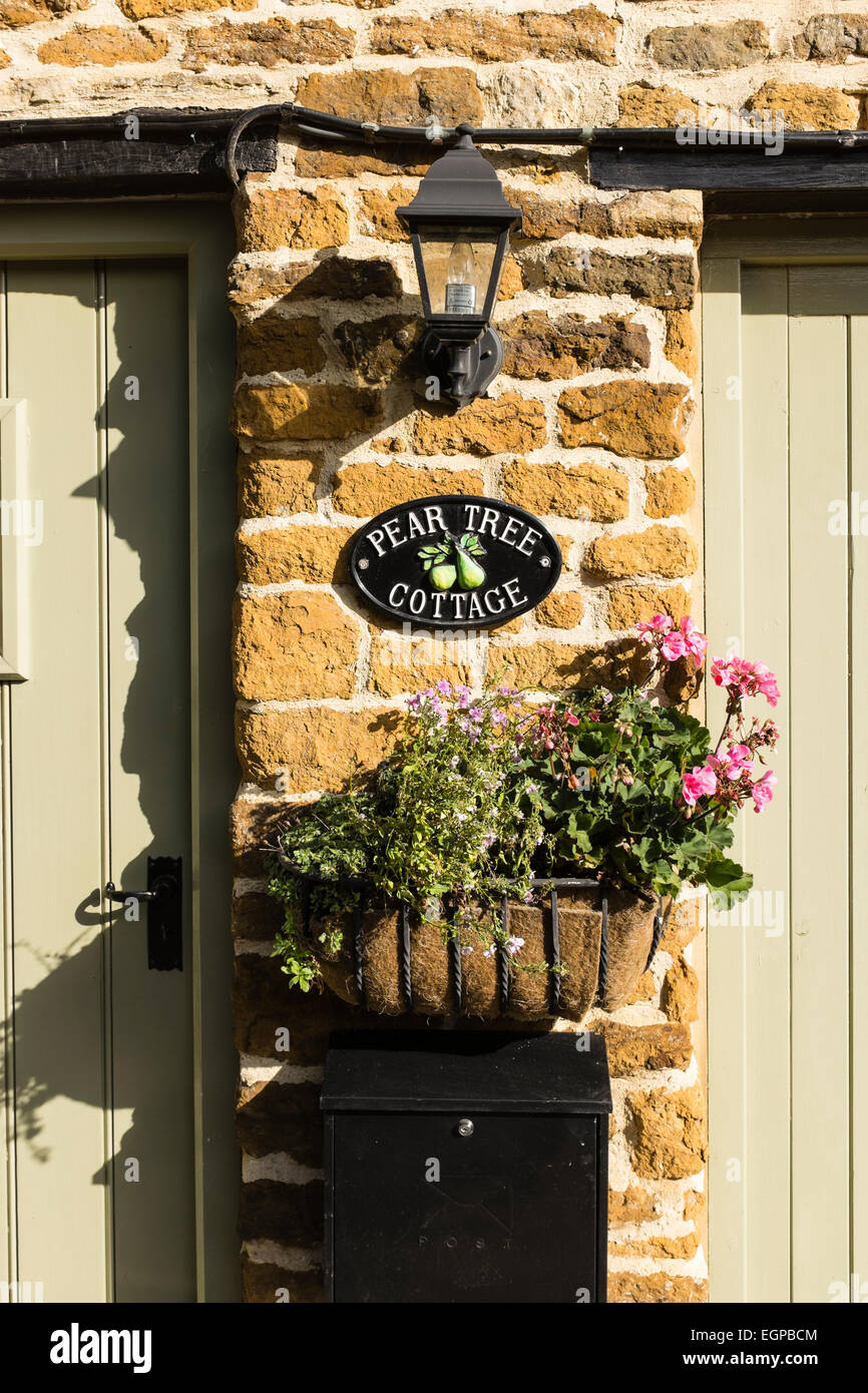Pear tree cottage hi-res stock photography and images - Alamy
