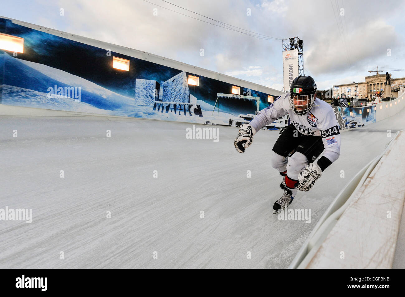 Red bull racing ice hi-res stock photography and images - Alamy