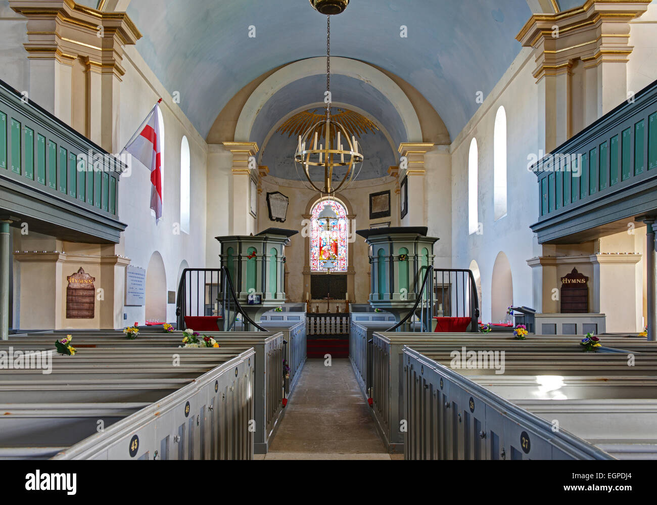 Interior st georges church hi-res stock photography and images - Alamy