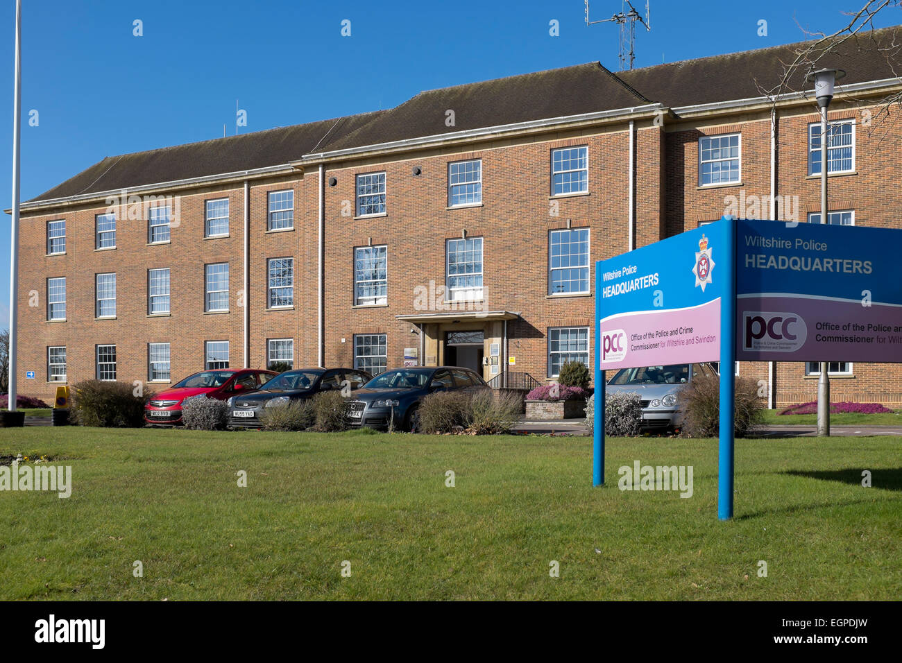 Wiltshire Police Headquarters London Road Devizes Stock Photo - Alamy