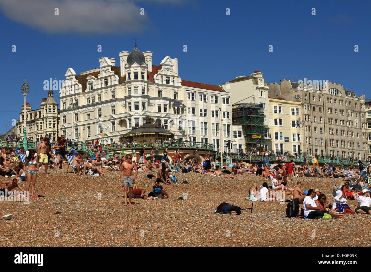 Brighton people hi-res stock photography and images - Alamy