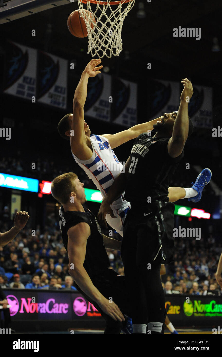 February 28, 2015: DePaul Blue Demons guard Billy Garrett Jr. (5) hits ...