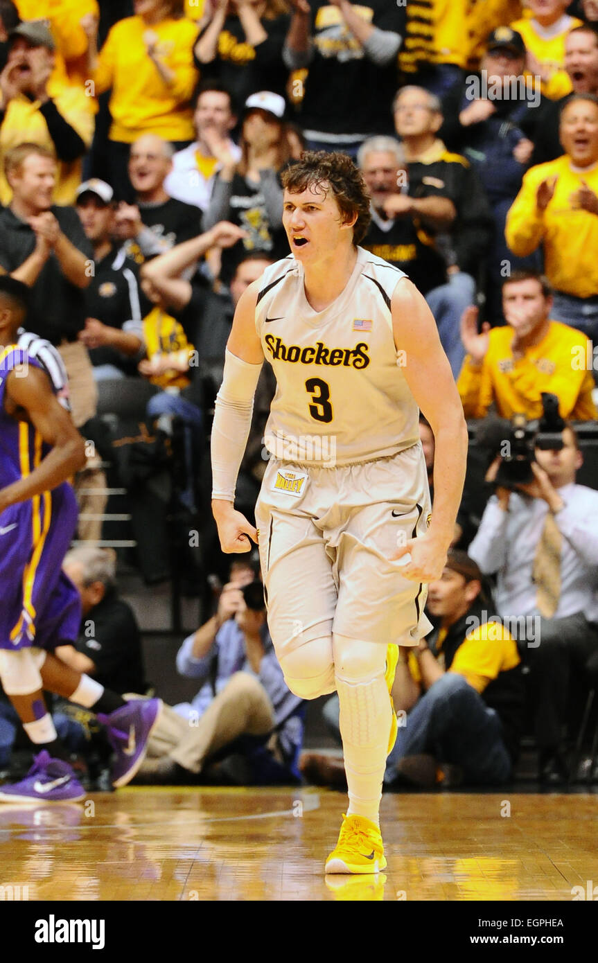 Wichita, Kansas, USA. 28th Feb, 2015. Wichita State Shockers guard Evan ...
