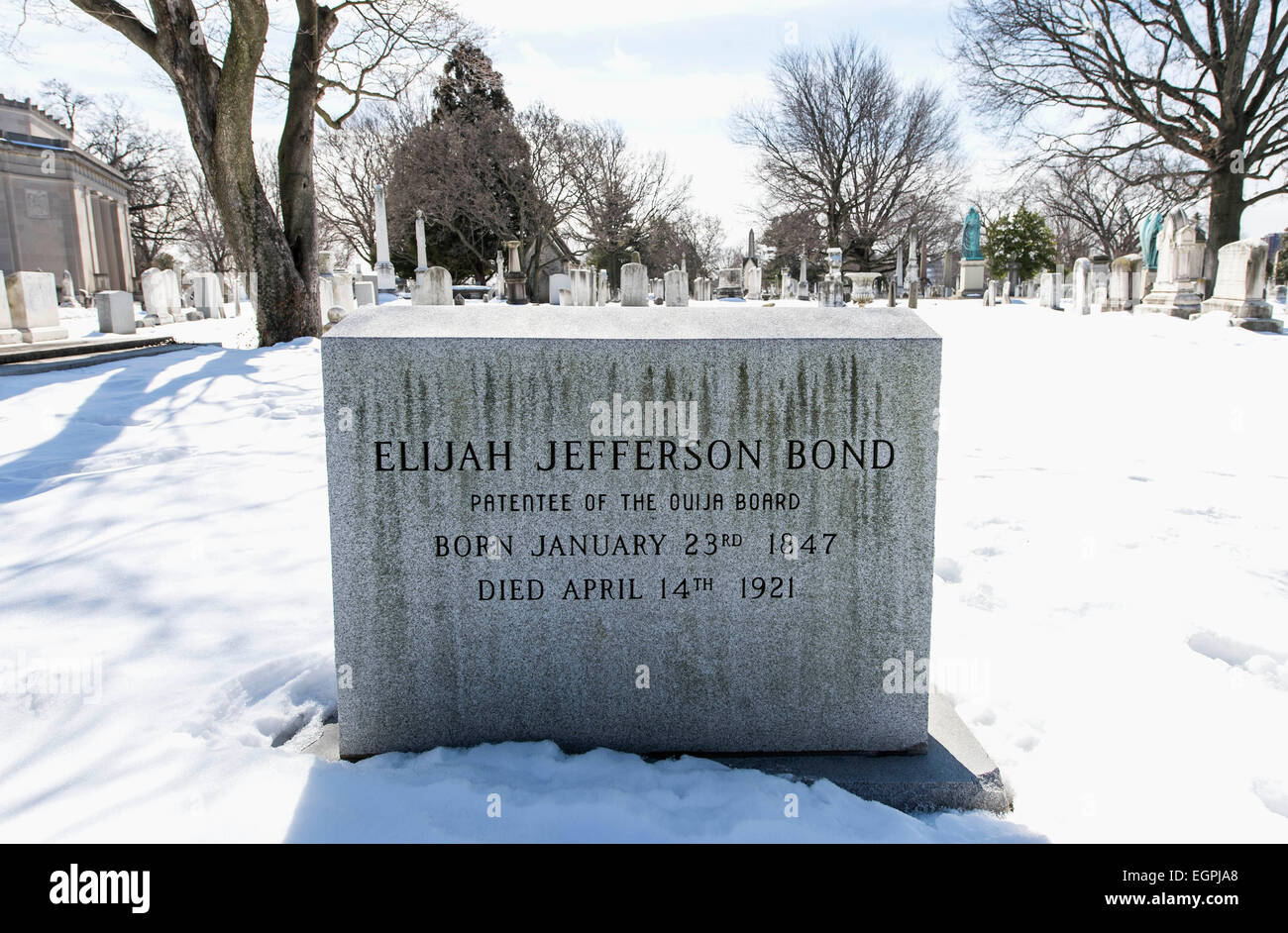 Baltimore, Maryland, USA. 28th Feb, 2015. Green Mount Cemetery is the ...