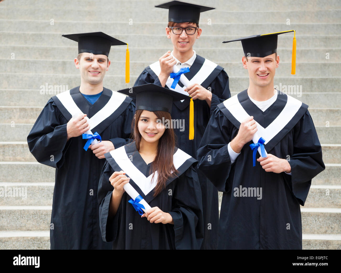 Young woman in graduation hi-res stock photography and images - Alamy