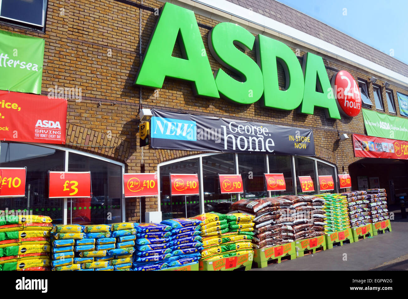 24 hour sign asda hi-res stock photography and images - Alamy