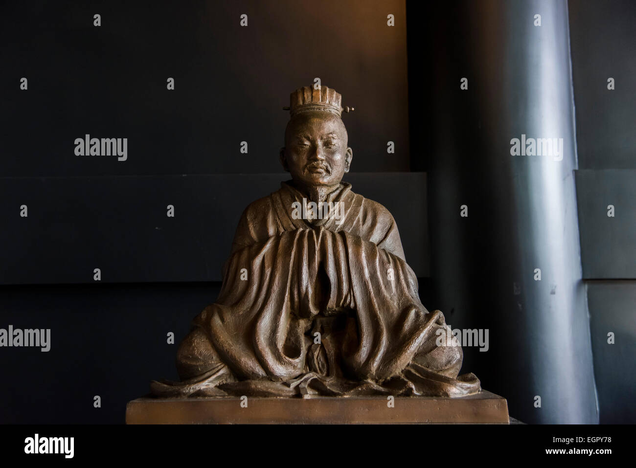 Statue of yan hui hi-res stock photography and images - Alamy