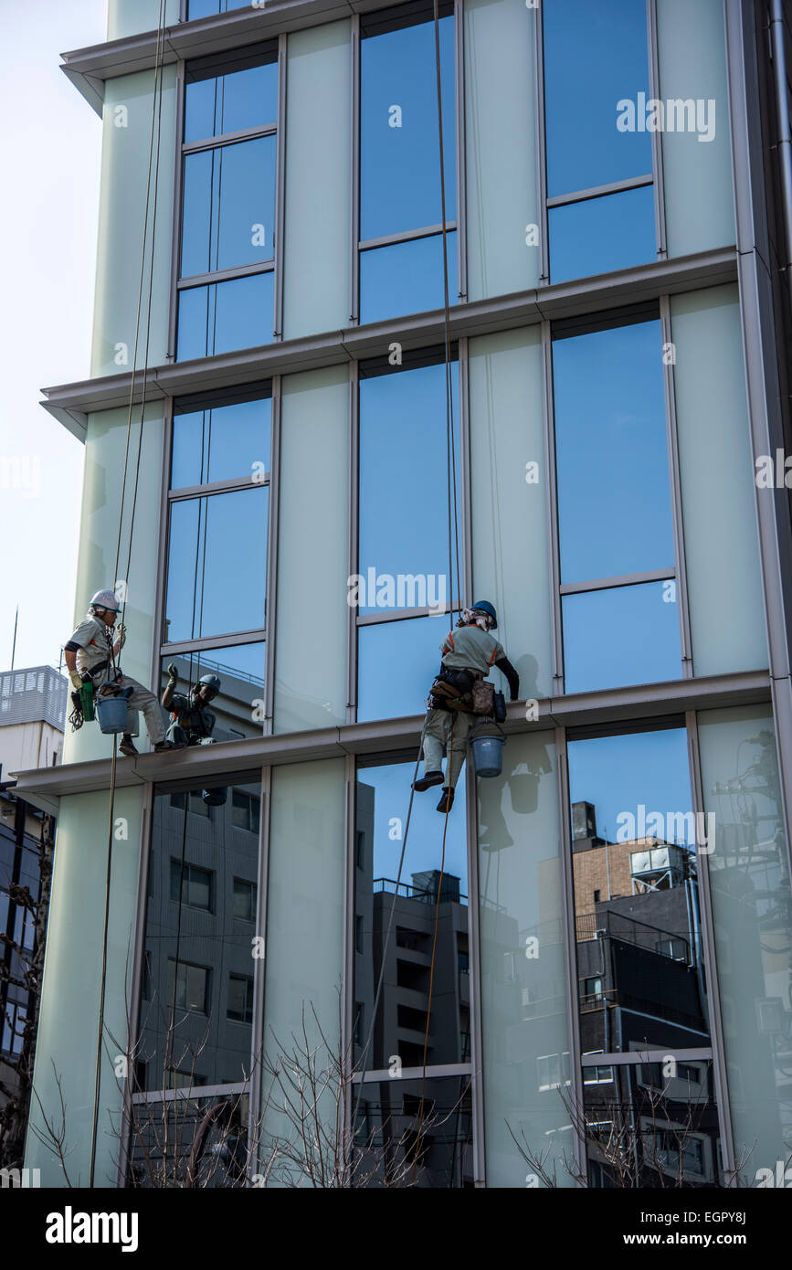 Workers cleaning building,Bunkyo-Ku,Tokyo,Japan Stock Photo - Alamy