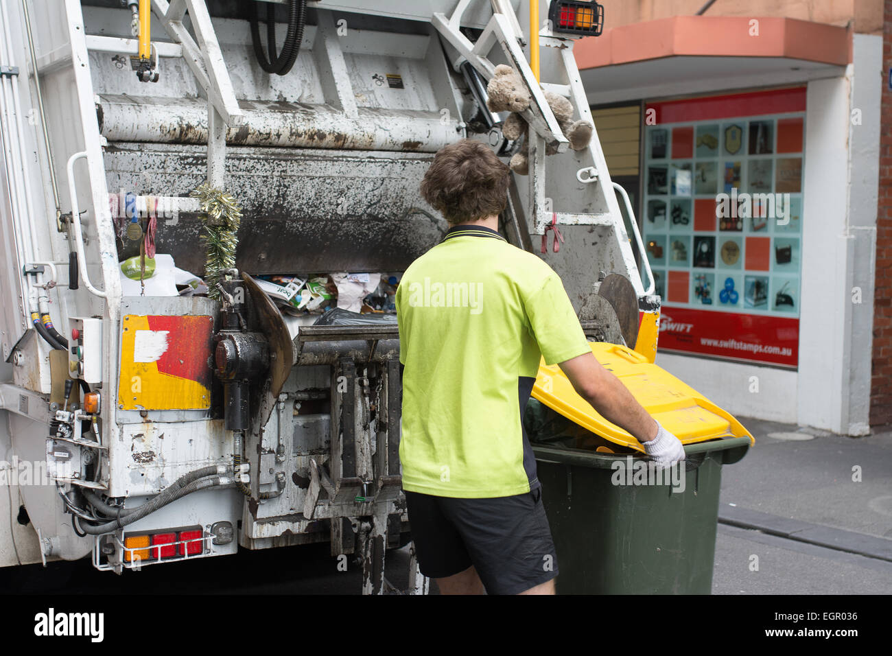 Sanitary Worker Doing Garbage Collection Stock Photo Alamy sanitary-worker-doing-garbage-collection-stock-photo-alamy