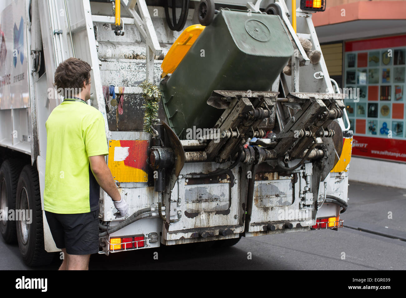 Sanitary worker hi-res stock photography and images - Alamy