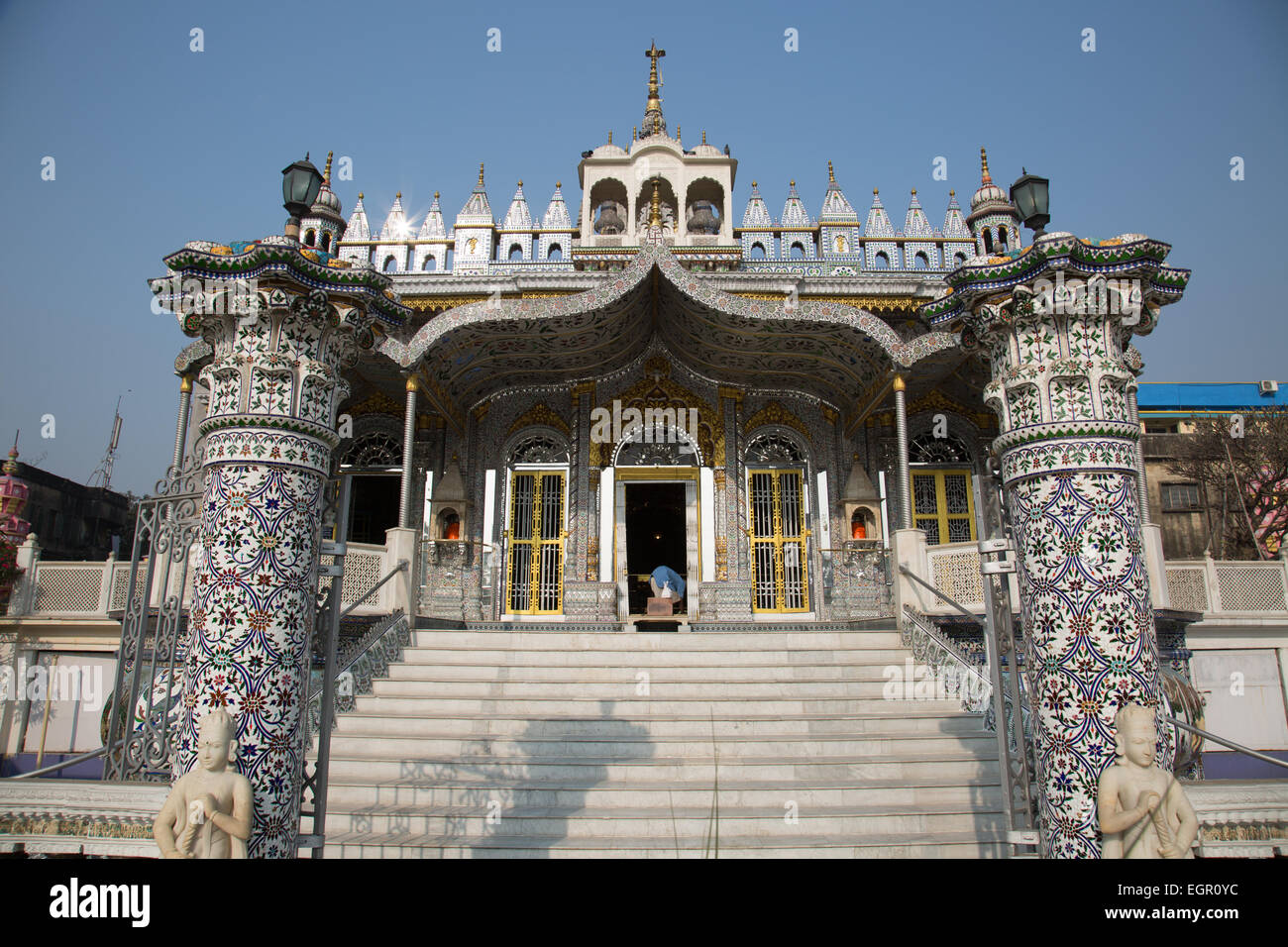 Shree Jain Swetamber Dadajika temple Stock Photo - Alamy