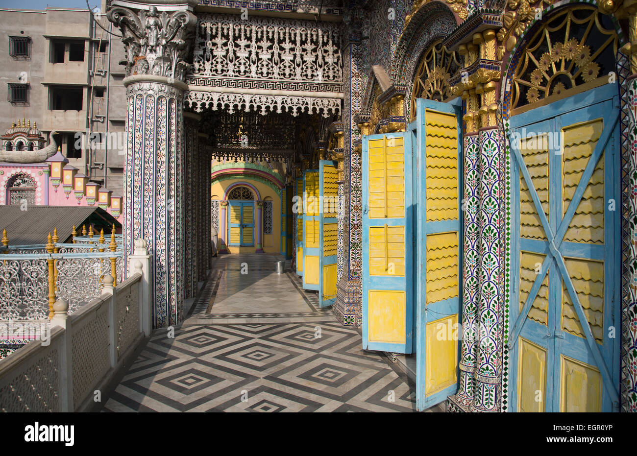 Shree Jain Swetamber Dadajika temple Stock Photo - Alamy