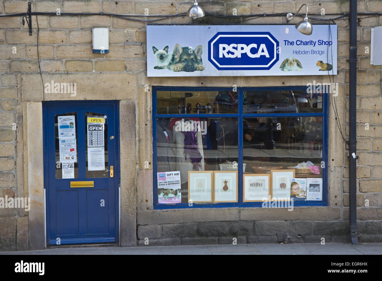 RSPCA charity shop, Hebden Bridge, West Yorkshire Stock Photo - Alamy