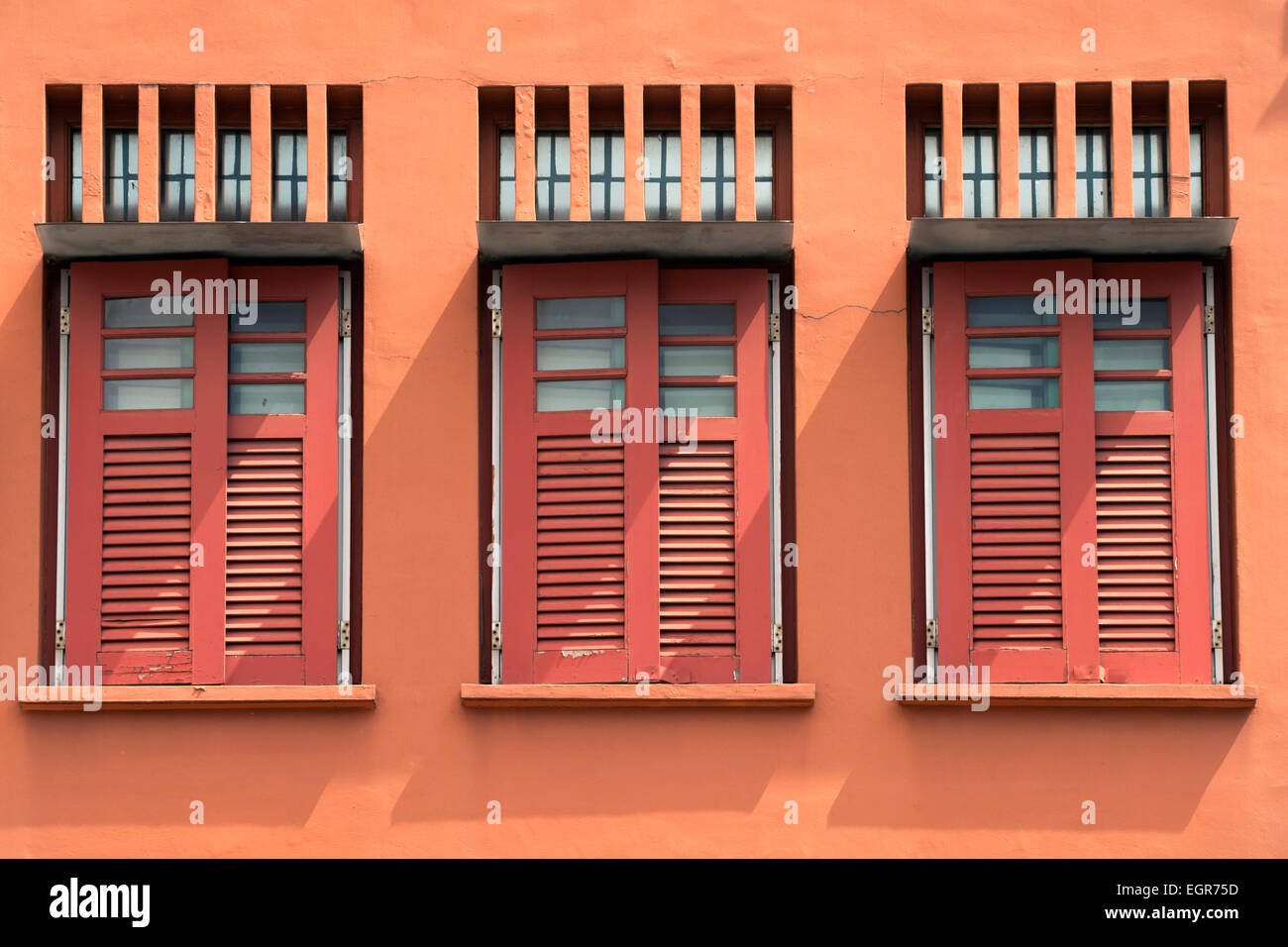 Row shutters windows on hi-res stock photography and images - Alamy