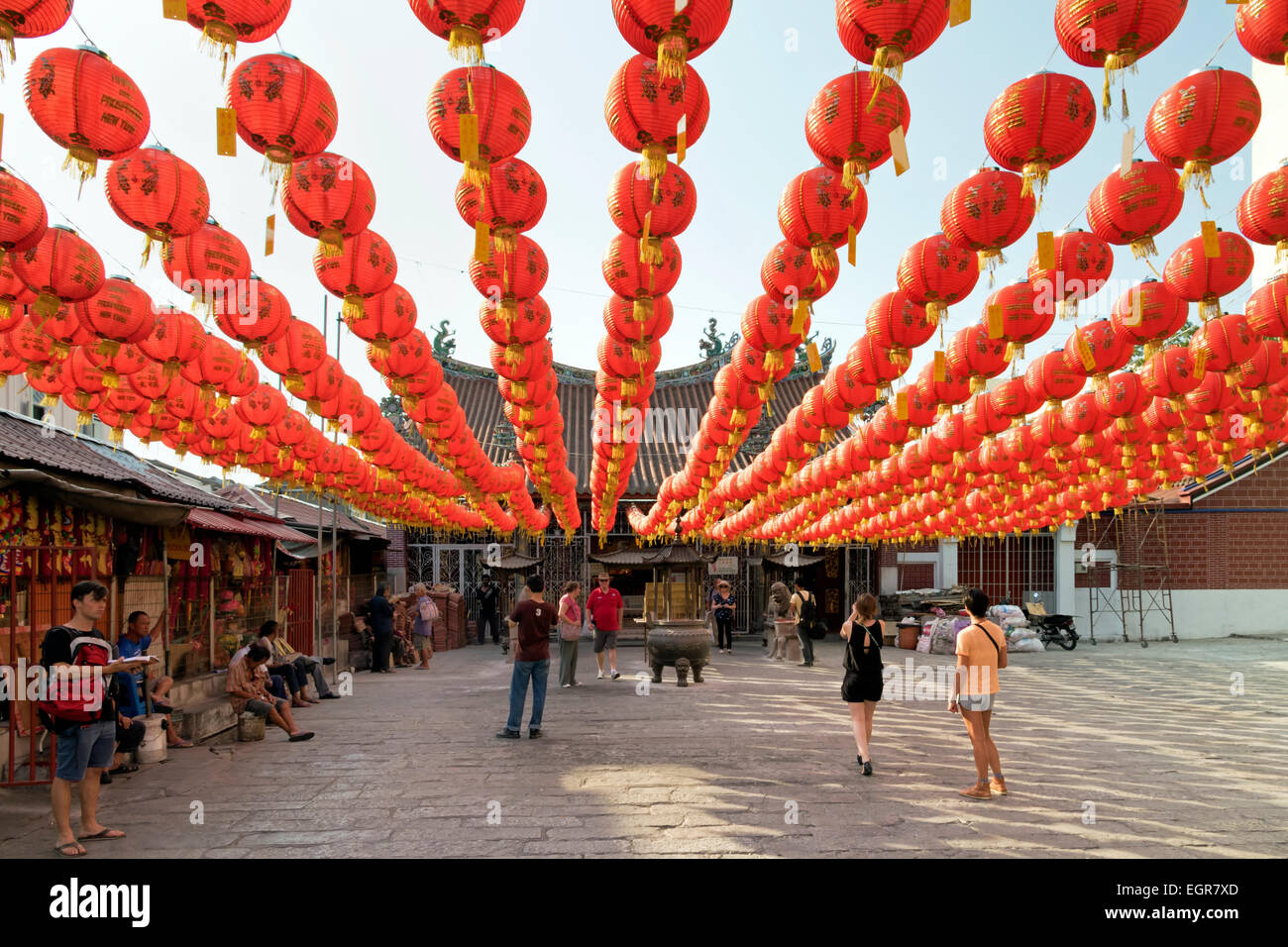 Entrance to the Goddess of Mercy Temple in Penang decorated with ...