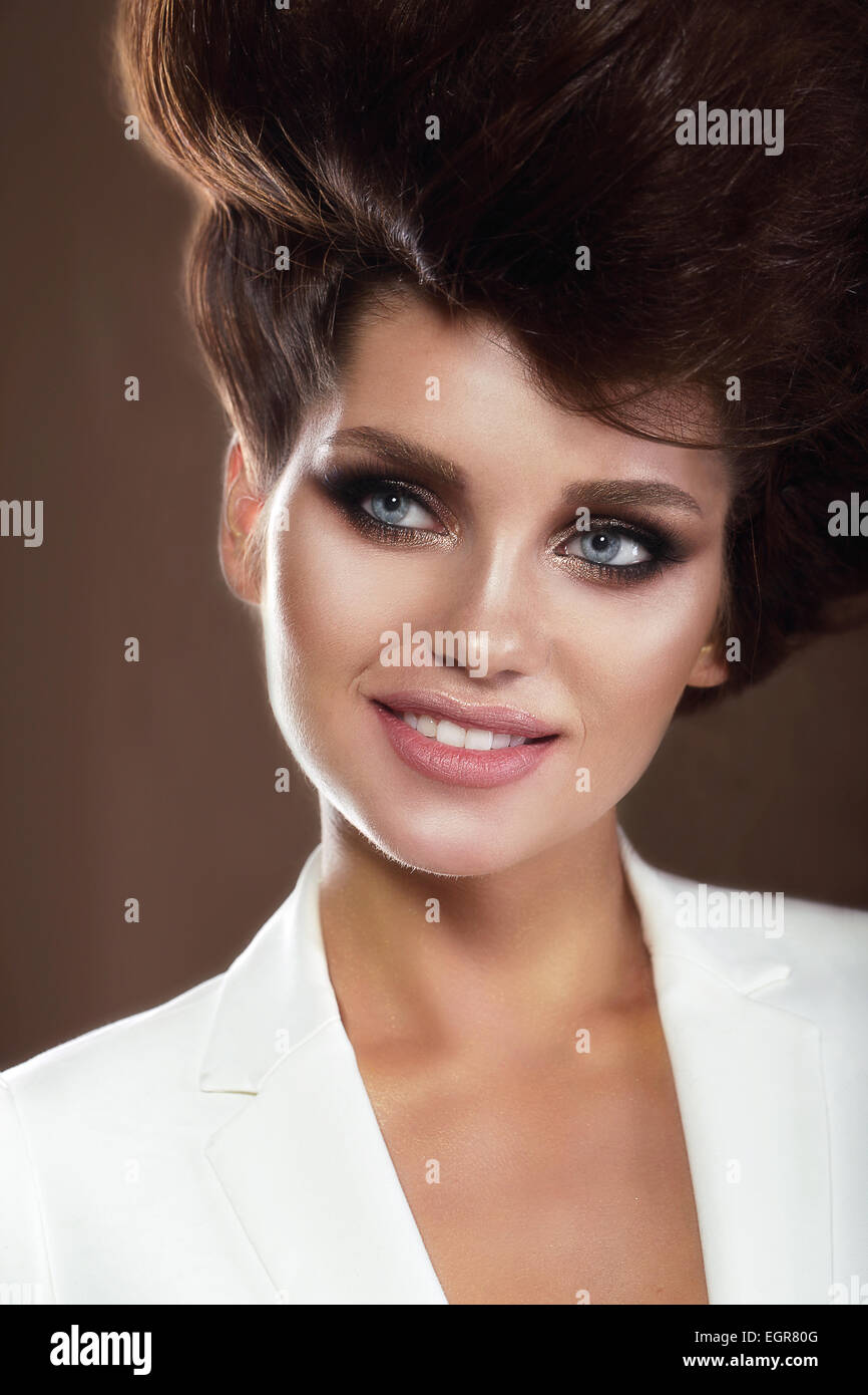Woman portrait hairs brunette woman hi-res stock photography and images ...