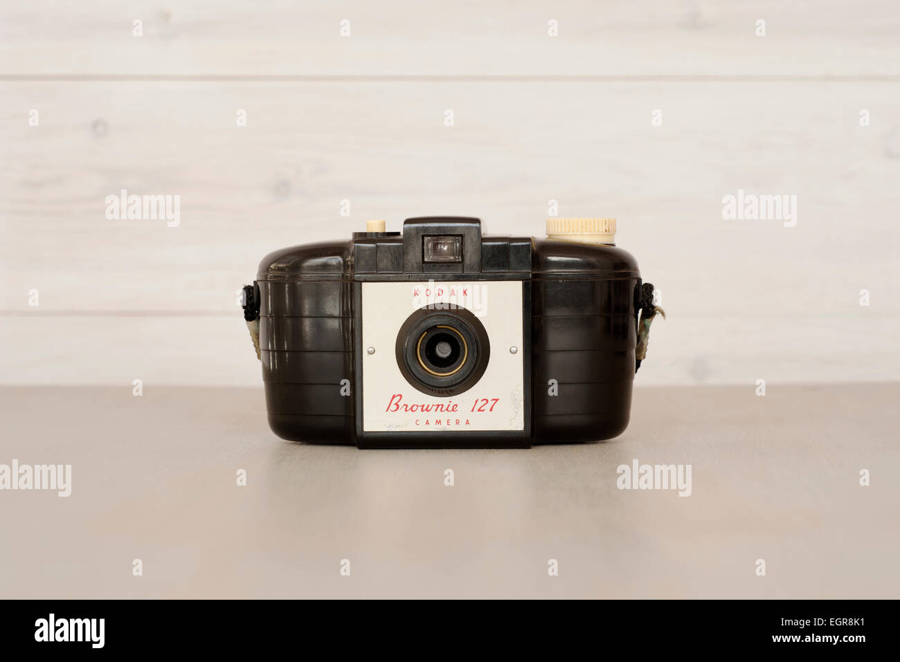 Vintage Brownie 127 film camera Stock Photo - Alamy