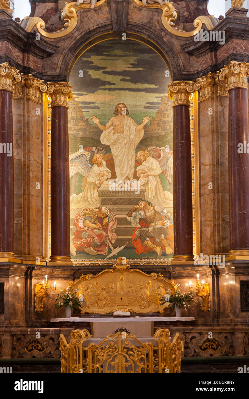 Altar image in protestant st hi-res stock photography and images - Alamy