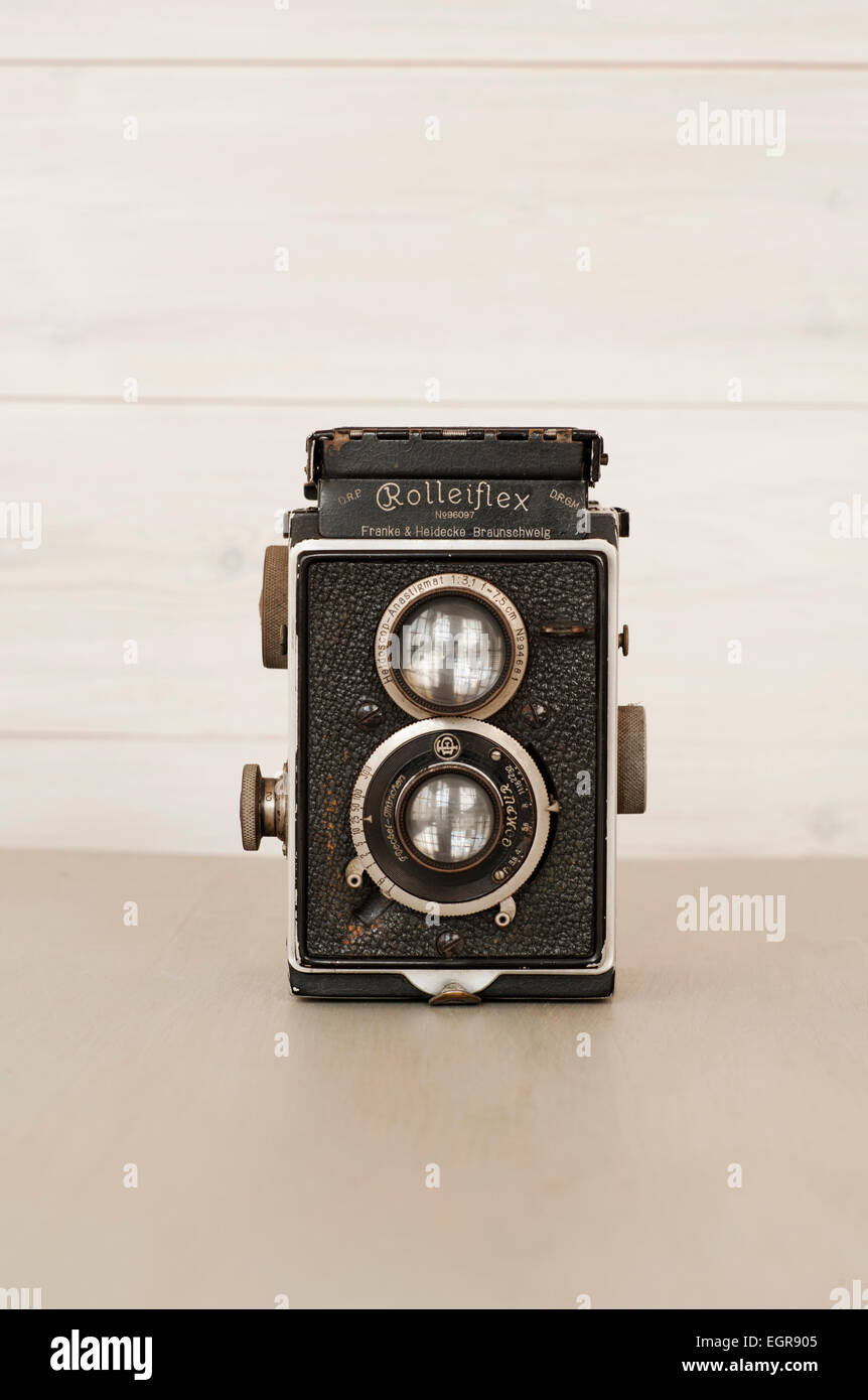 Rolleiflex 1940s hi-res stock photography and images - Alamy