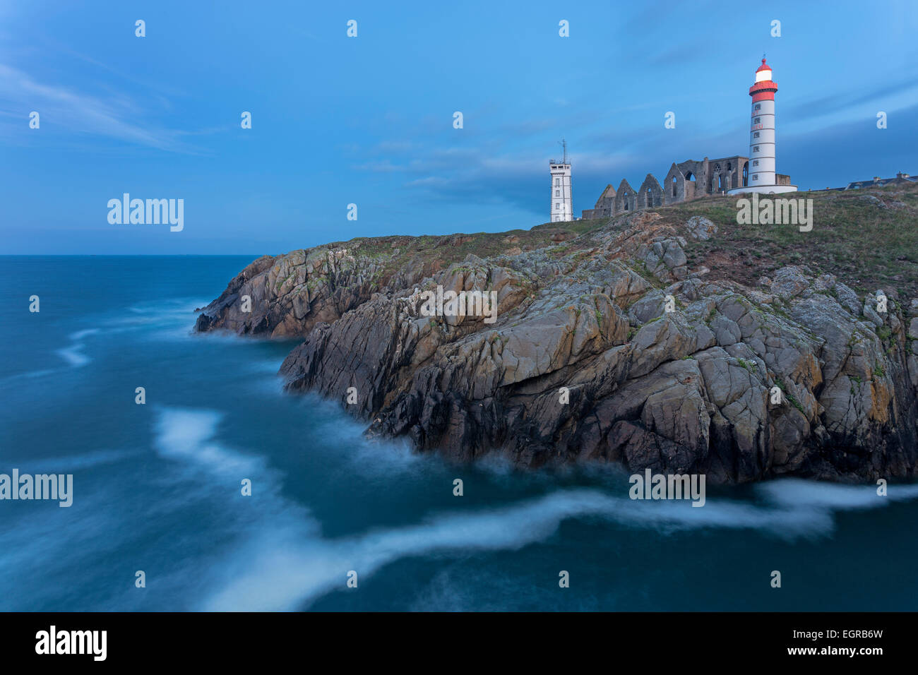 Pointe de St-Mathieu lighthouse with military tower and abbey, Brittany ...