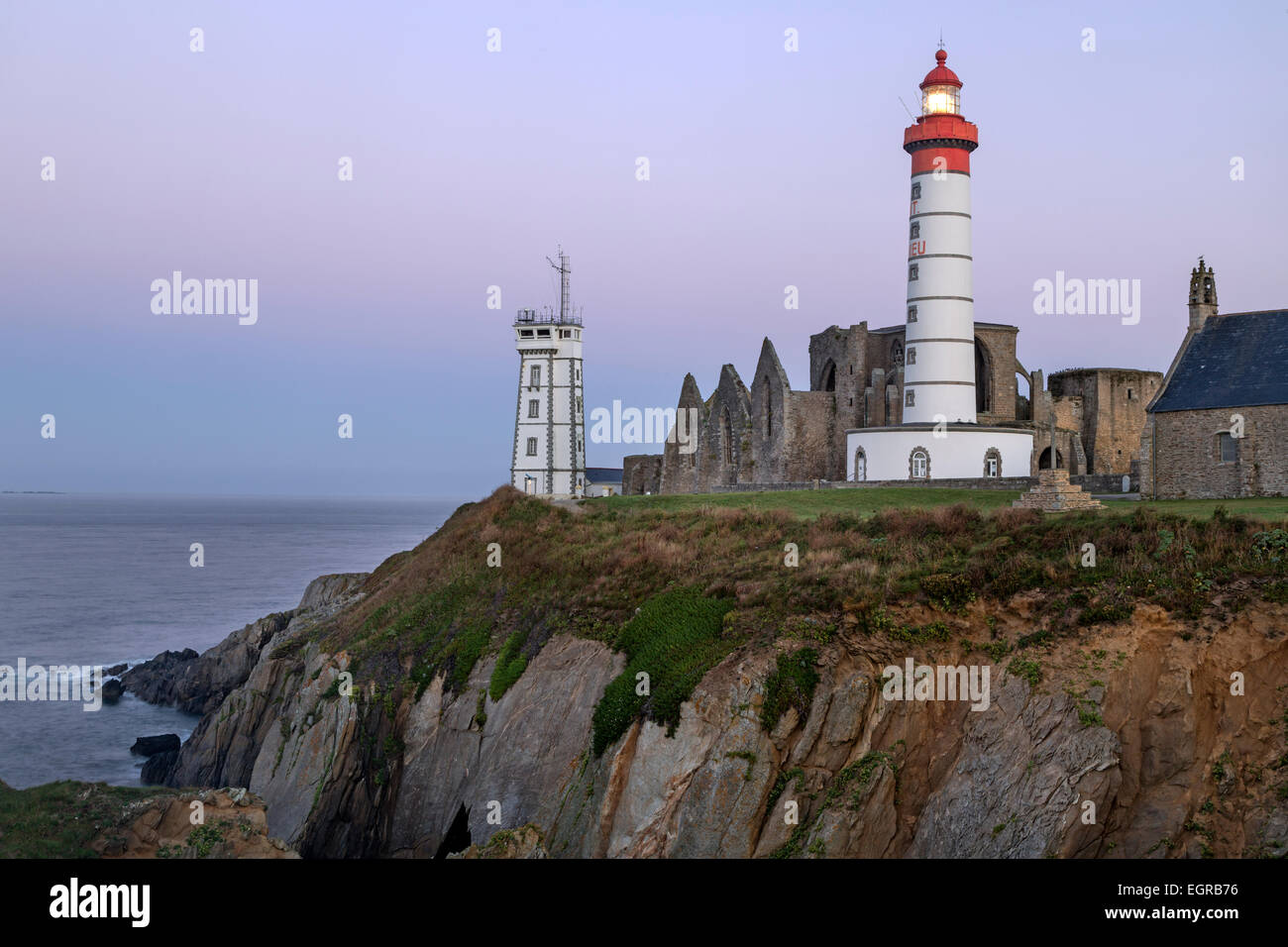 Pointe de St-Mathieu lighthouse with military tower and abbey, Brittany ...