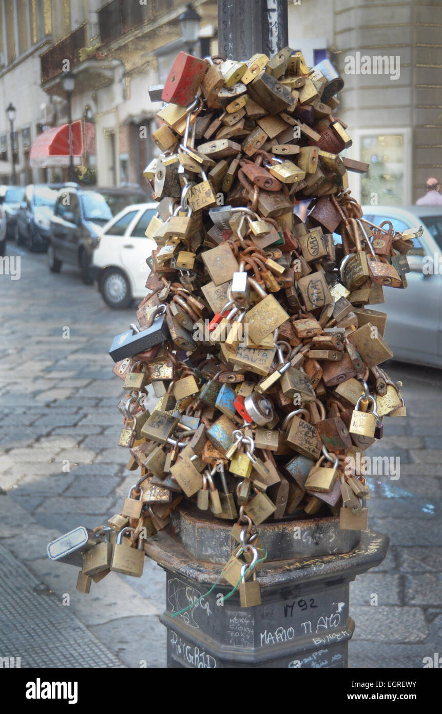 Lovelocks hi-res stock photography and images - Alamy
