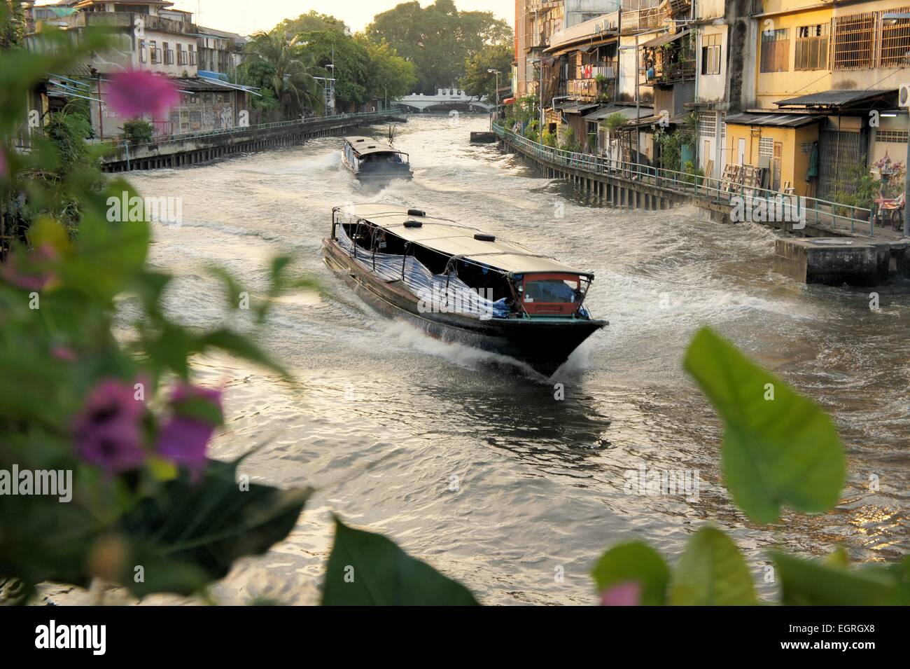 Klong san ferry boat hi-res stock photography and images - Alamy