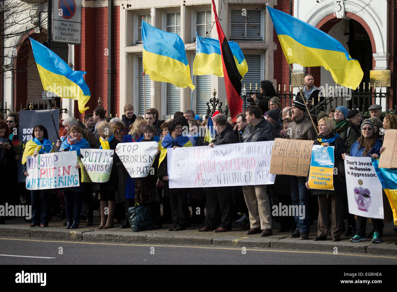 Russian embassy london hi-res stock photography and images - Alamy