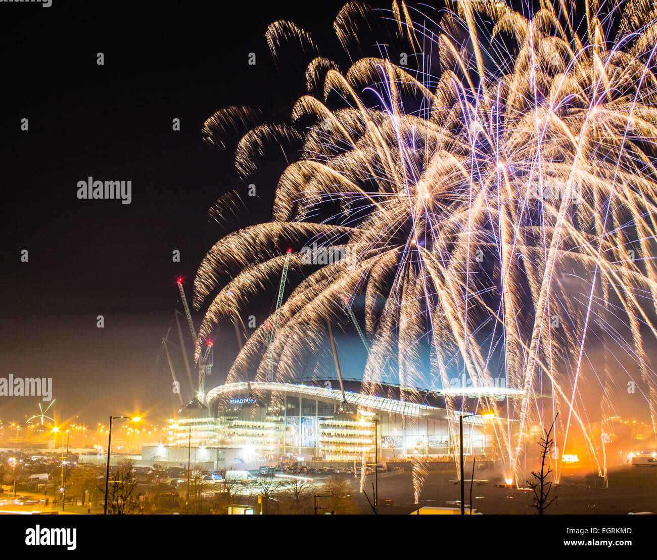 Etihad stadium night game hi-res stock photography and images - Alamy
