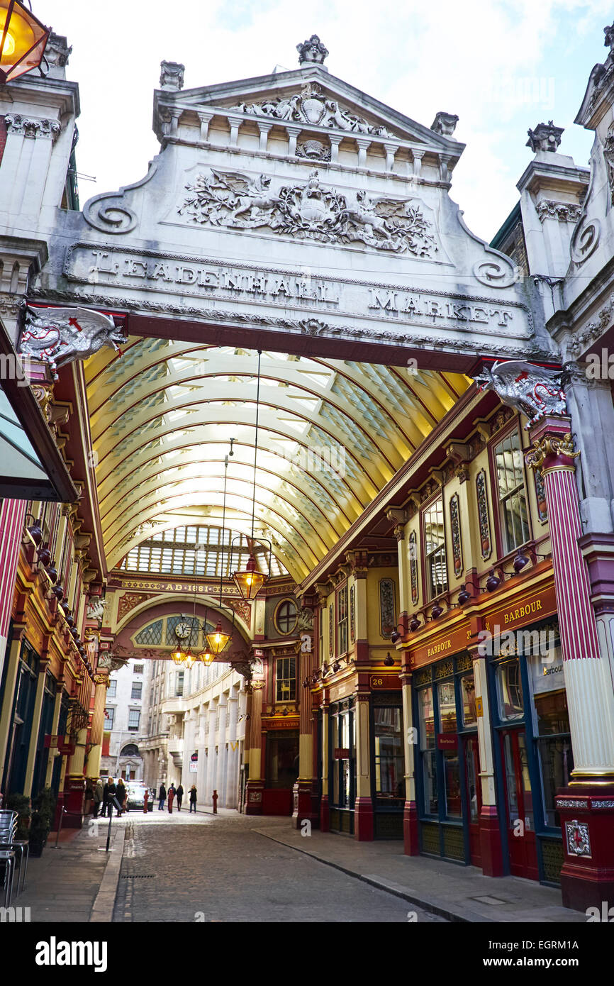 Leadenhall market roof hi-res stock photography and images - Alamy